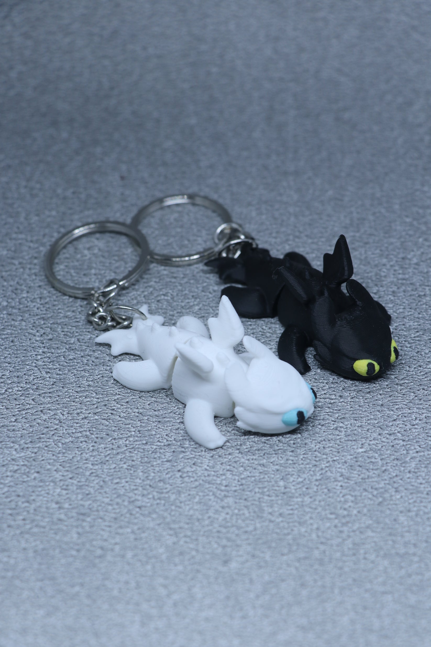 Set of 2 | 3D Printed Flexible Keychain | Light Fury & Night Fury (Bab ...